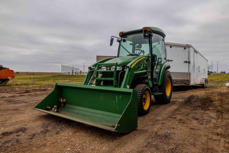 John Deere 300CX Front Loader - Action Company LLC